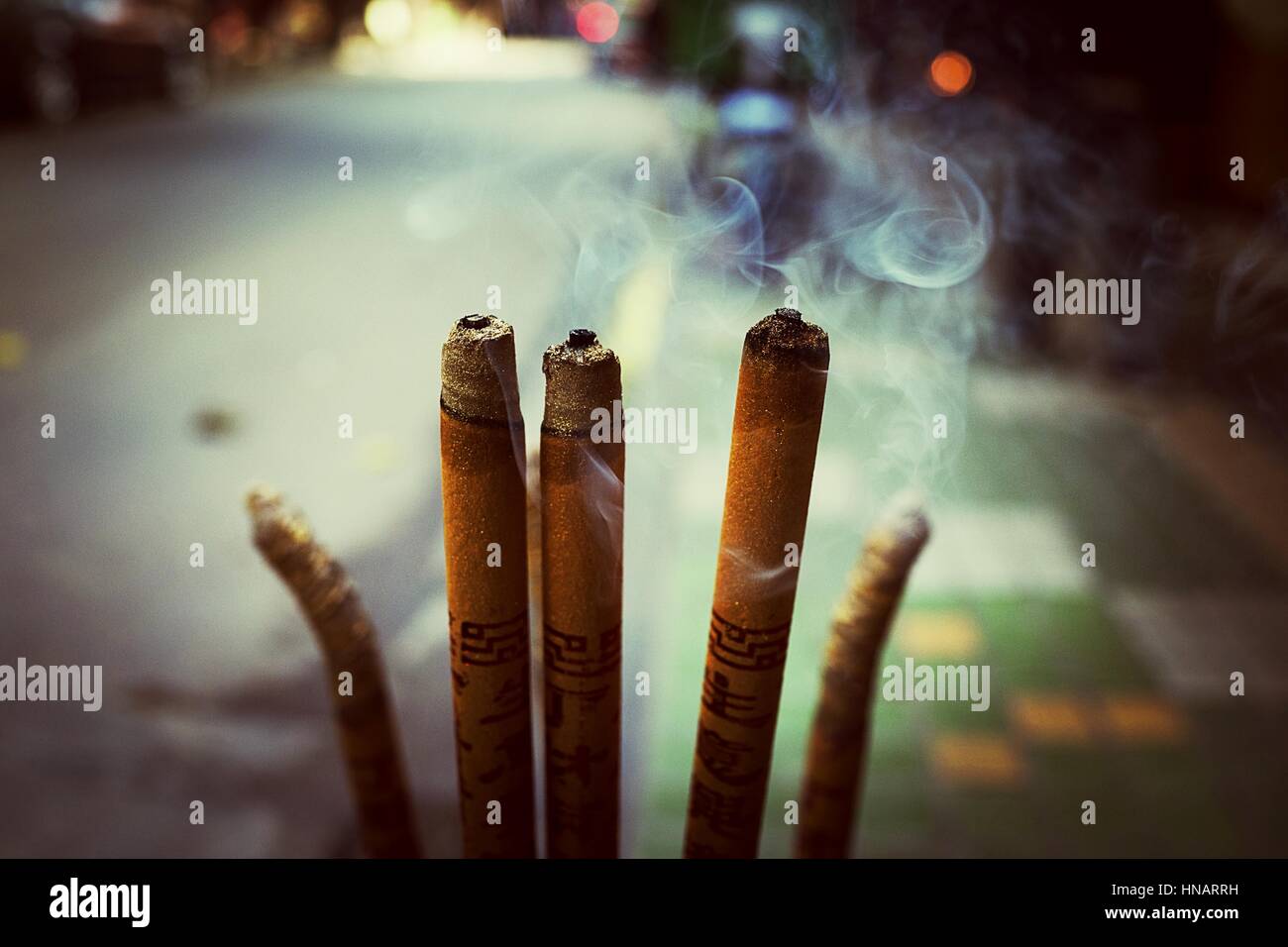 Chinese burn hi-res stock photography and images - Alamy