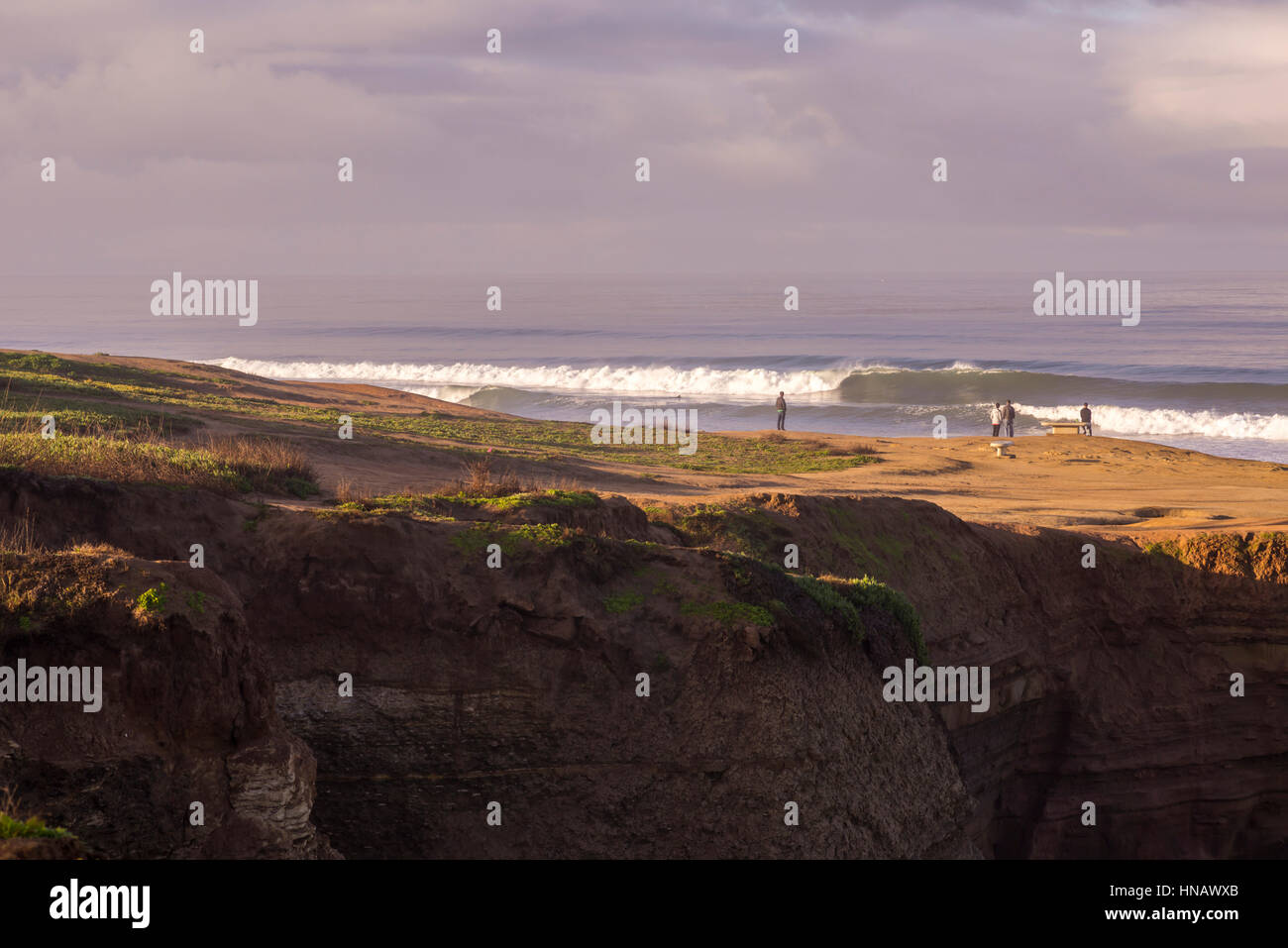 Winter coastal morning and ocean surf. Sunset Cliffs Natural Park, San ...