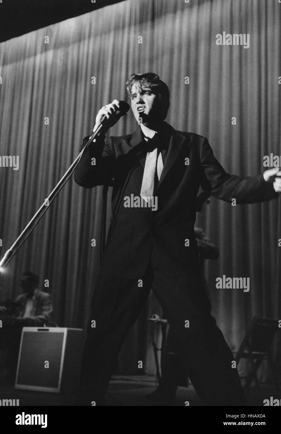 Elvis Presley 1958 Black and White Stock Photos & Images - Alamy