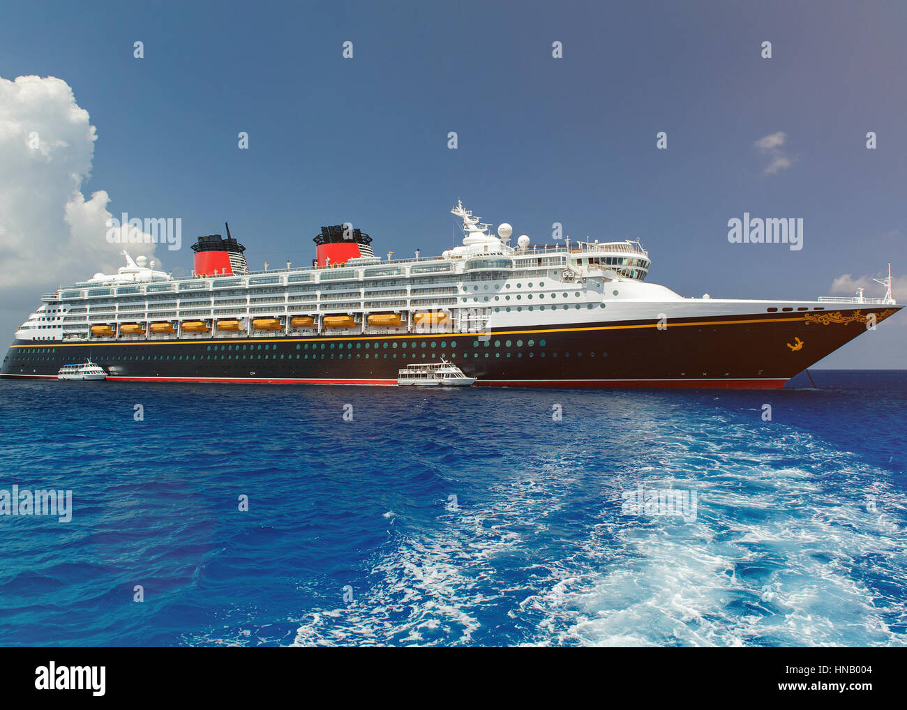 criuse ship modern with black bow in caribbean sea sunny day Stock ...