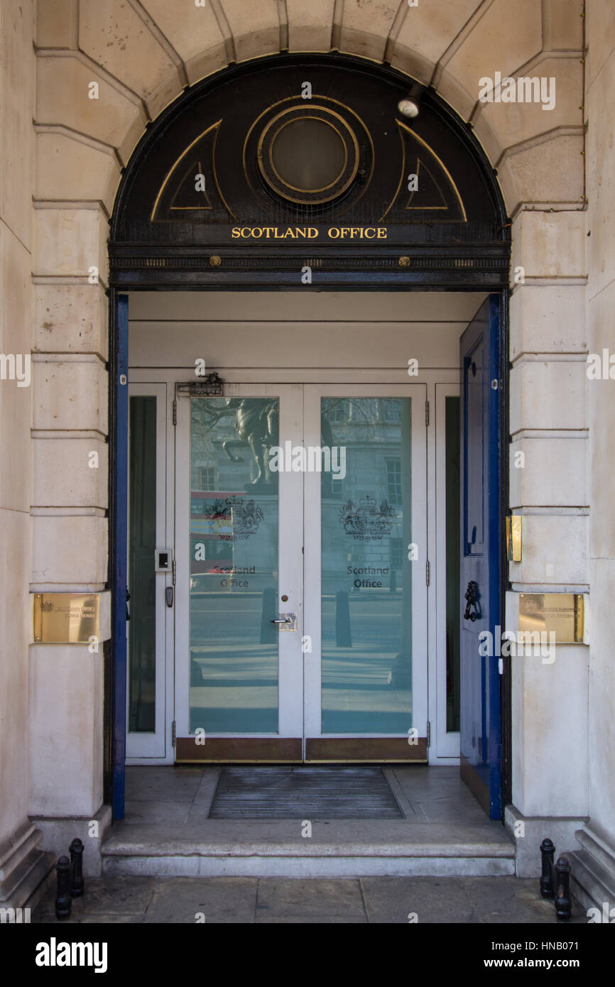 Scottish office london hi-res stock photography and images - Alamy