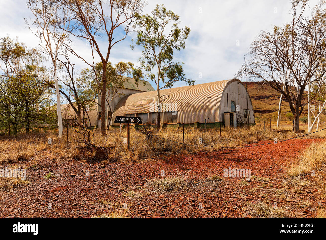 Corrugated building in abandoned asbestos mining town, Witenoom ...