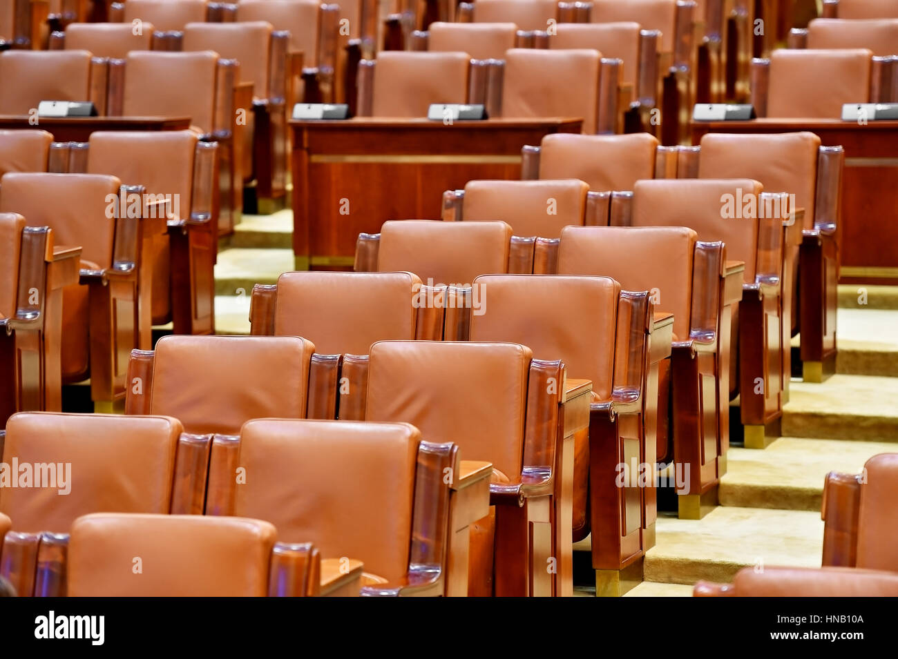 Board of directors meeting table hi-res stock photography and images ...