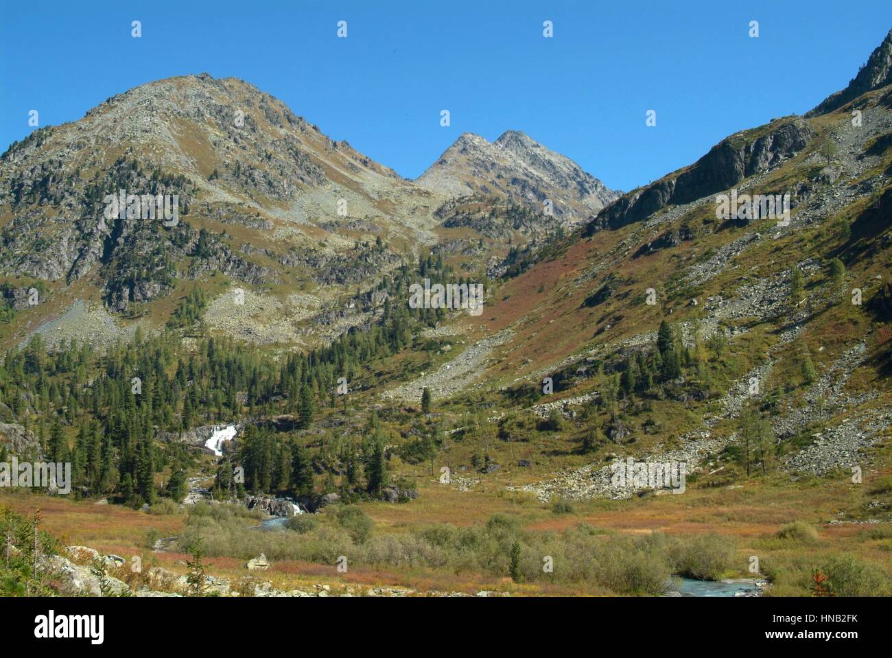 Road to lake eibsee with zugspitze hi-res stock photography and images ...