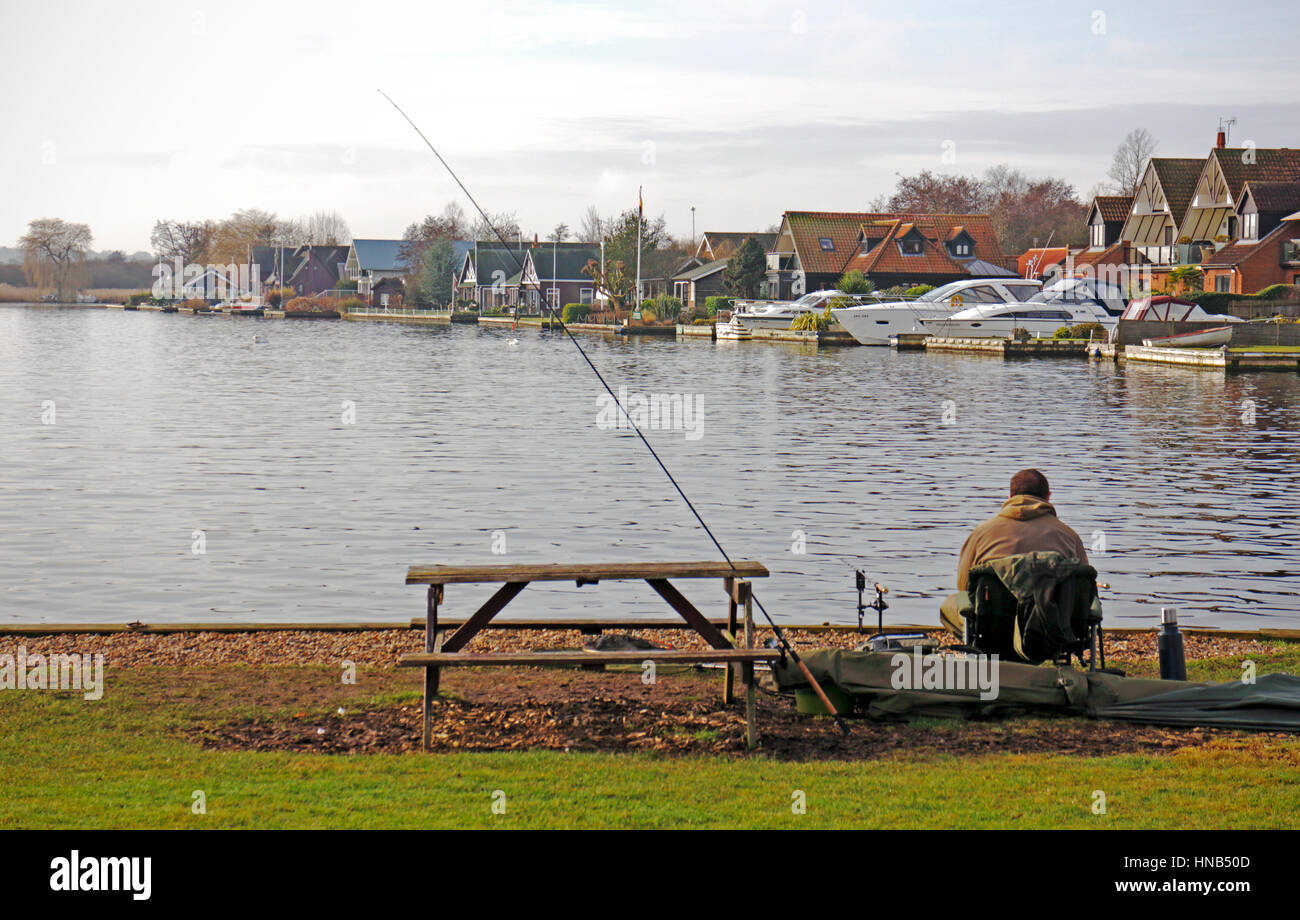Lone angler fishing hi-res stock photography and images - Alamy