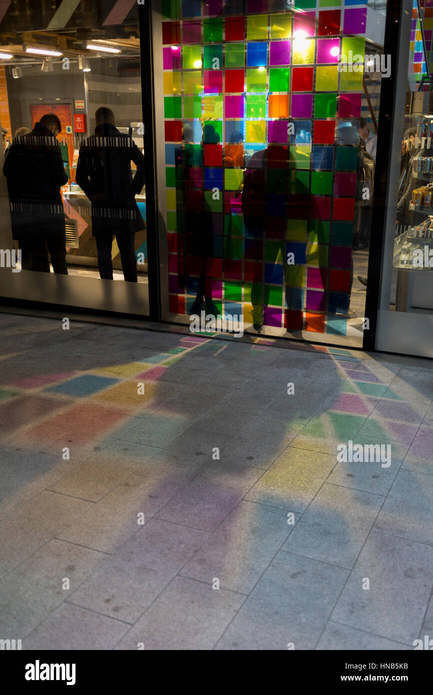 Sandwich bar queue london hi-res stock photography and images - Alamy