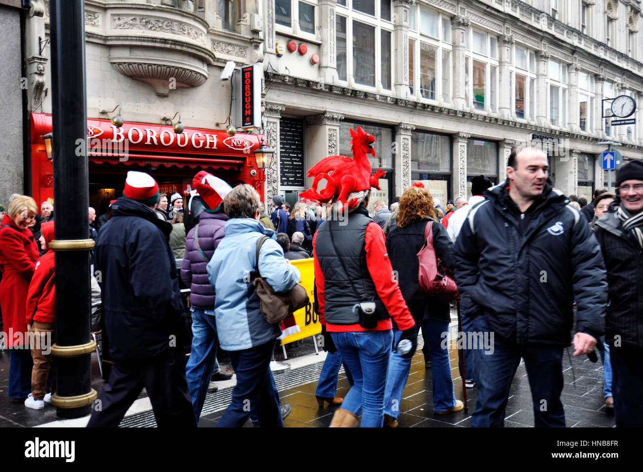 Dragon on head in cardiff city, wales Stock Photo - Alamy