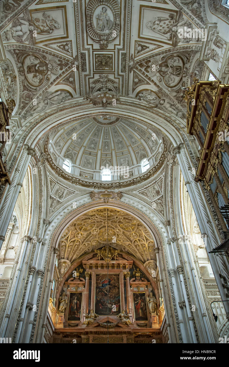 Altar and ceiling, Mosque/Cathedral, Cordoba, Spain Stock Photo - Alamy