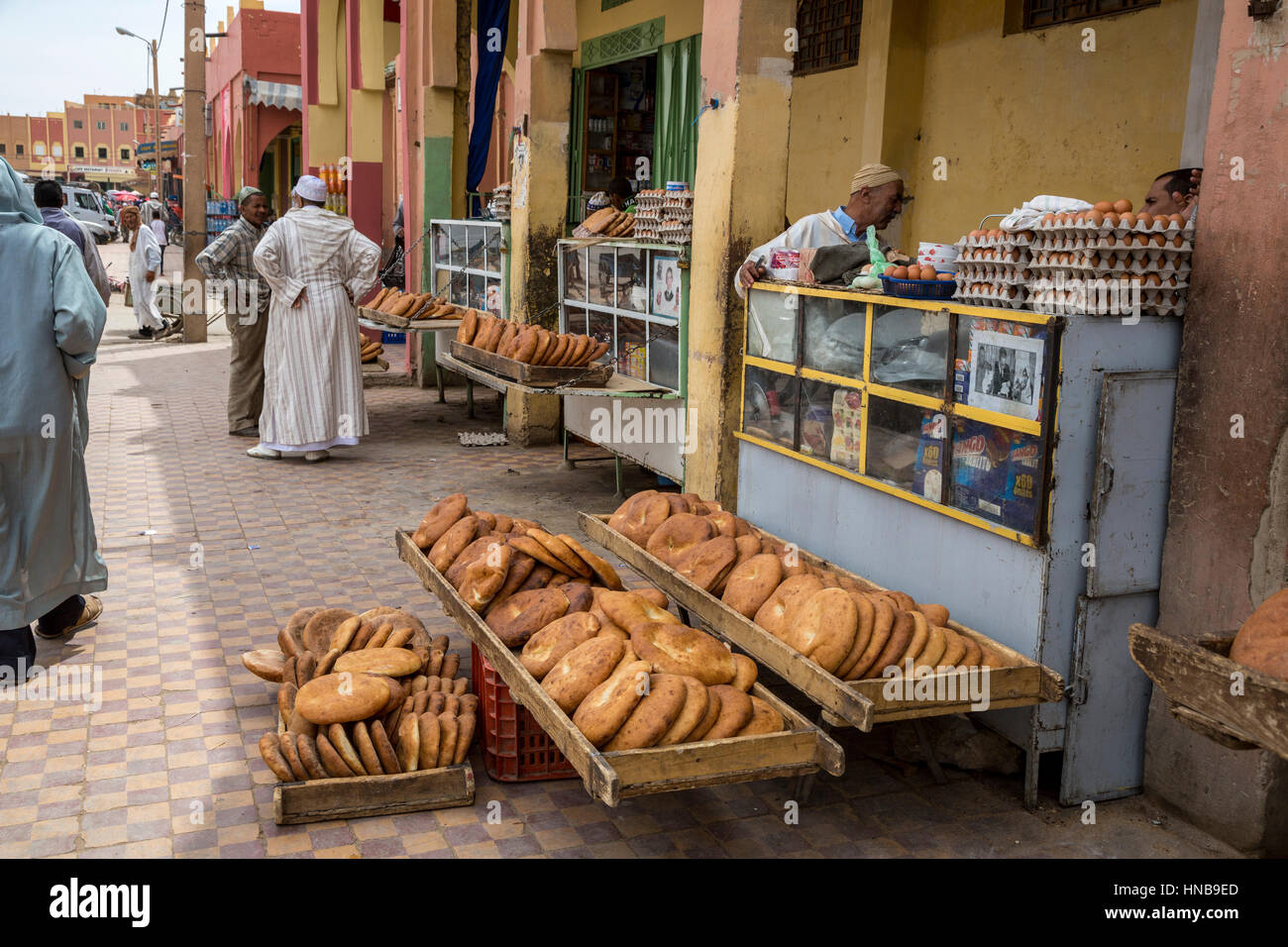 Muslim bread hi-res stock photography and images - Alamy