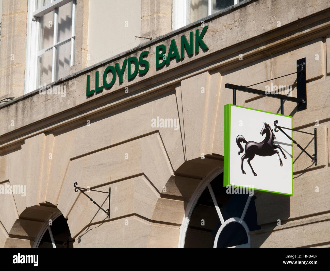 Lloyds local bank branch sign Stock Photo - Alamy