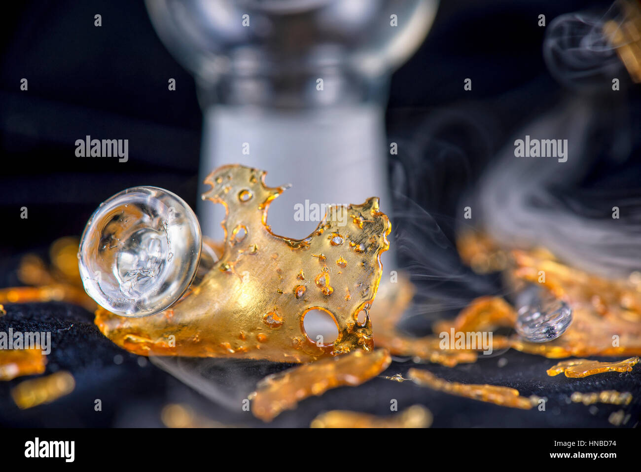 Dabbing hi-res stock photography and images - Alamy