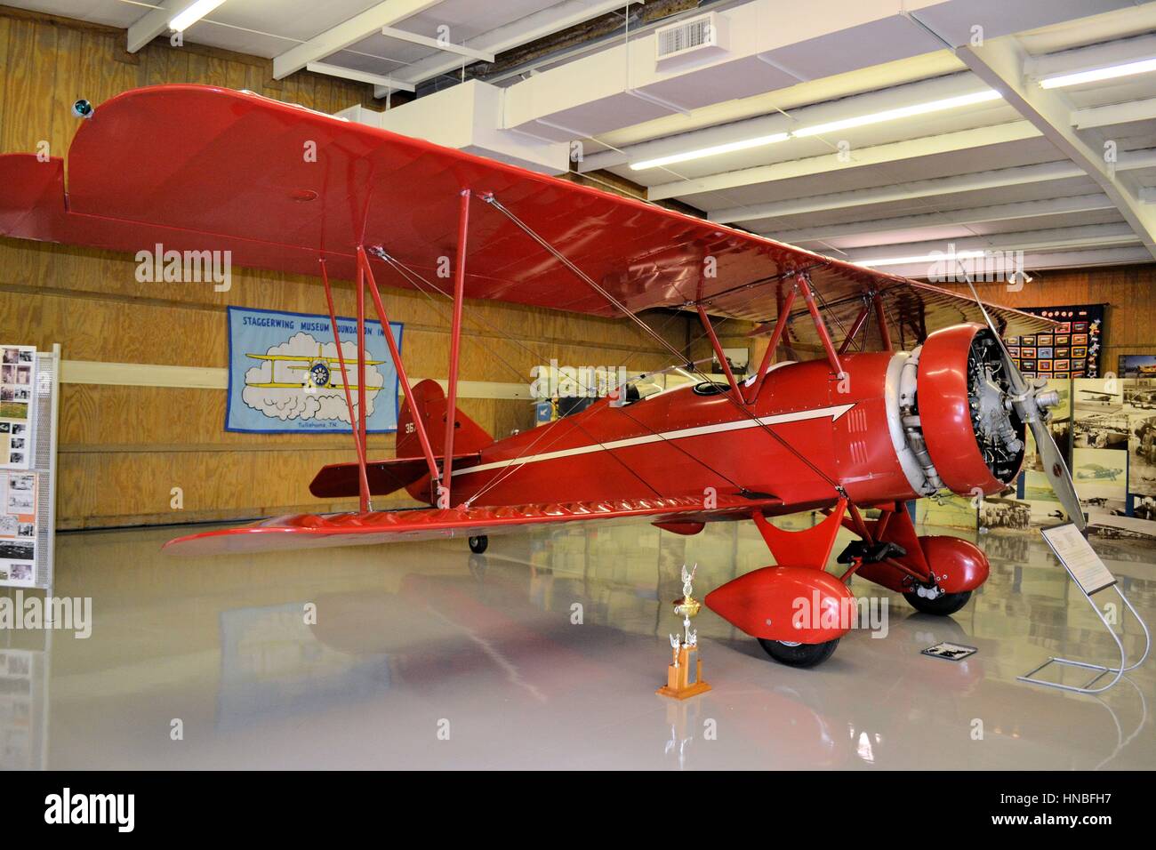 Three bay biplane hi-res stock photography and images - Alamy