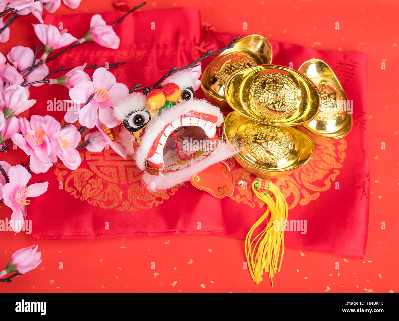 Chinese culture traditional costume celebrate dragon head lion mask hi ...