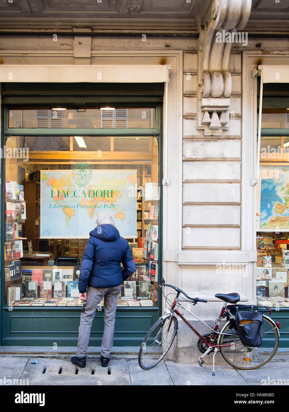 Pharmacy window display hi-res stock photography and images - Alamy