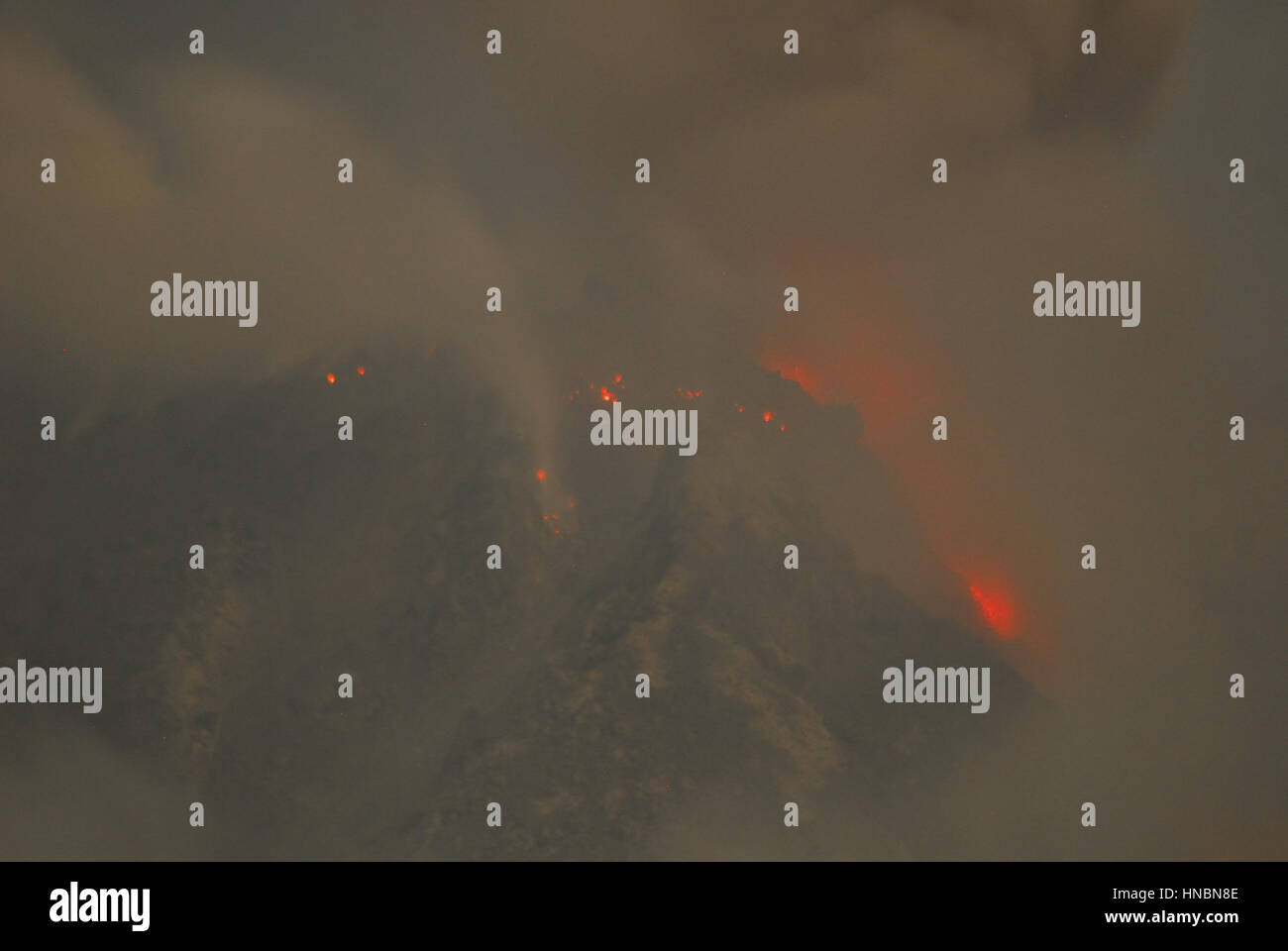 Sinabun hi-res stock photography and images - Alamy