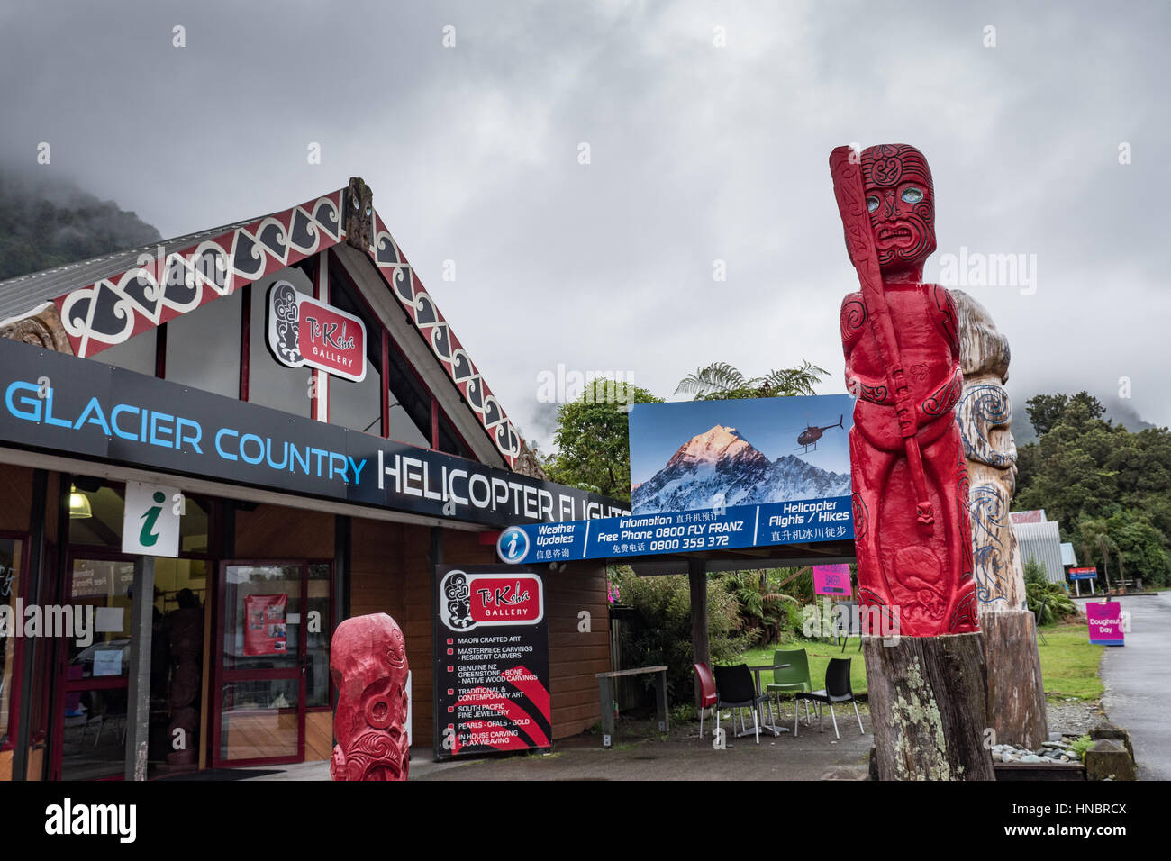 isite tourist information centre and shop at Franz Josef, South Island ...