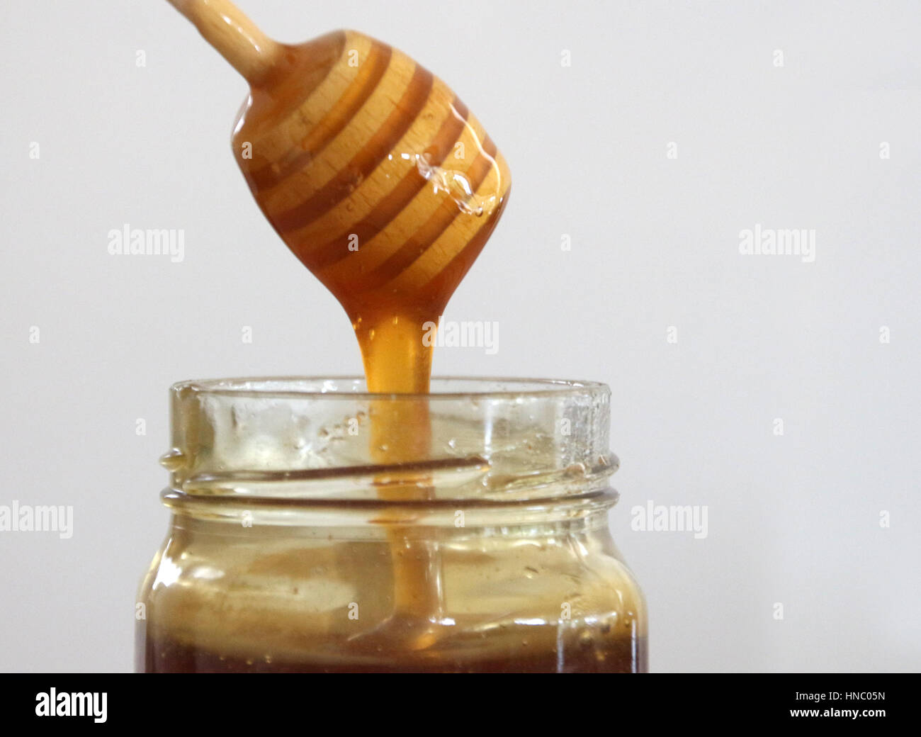 Dipper front view hi-res stock photography and images - Alamy