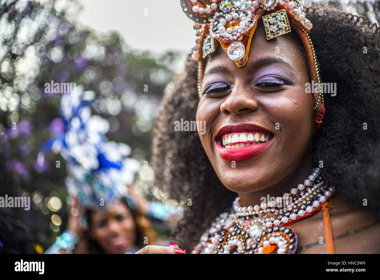 Sao Paulo, Brazil. 10th February 2017. Revelers pose during street ...
