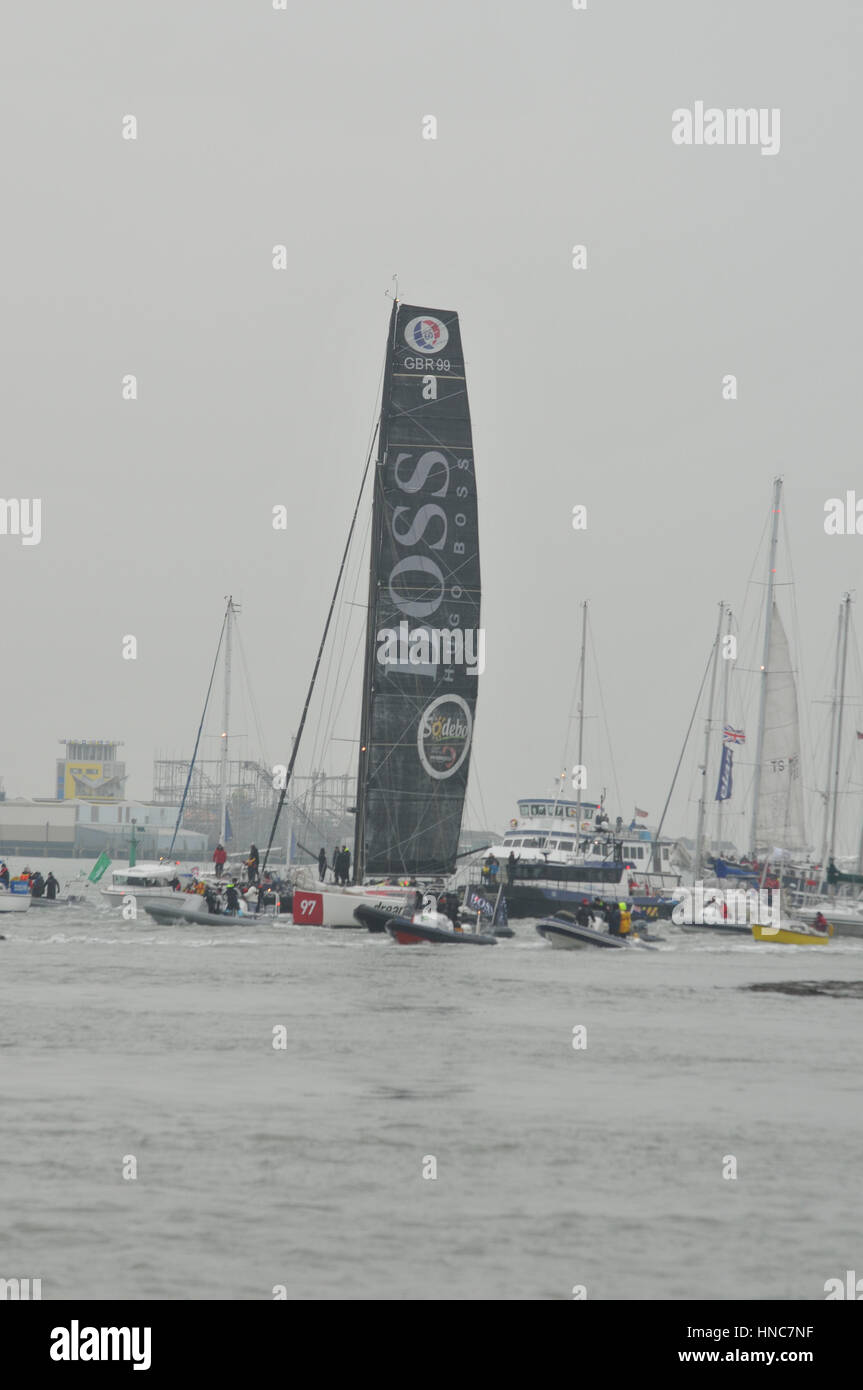 Alex Thompson Sailing Yacht returning to Gosport Vendee Globe Yacht ...