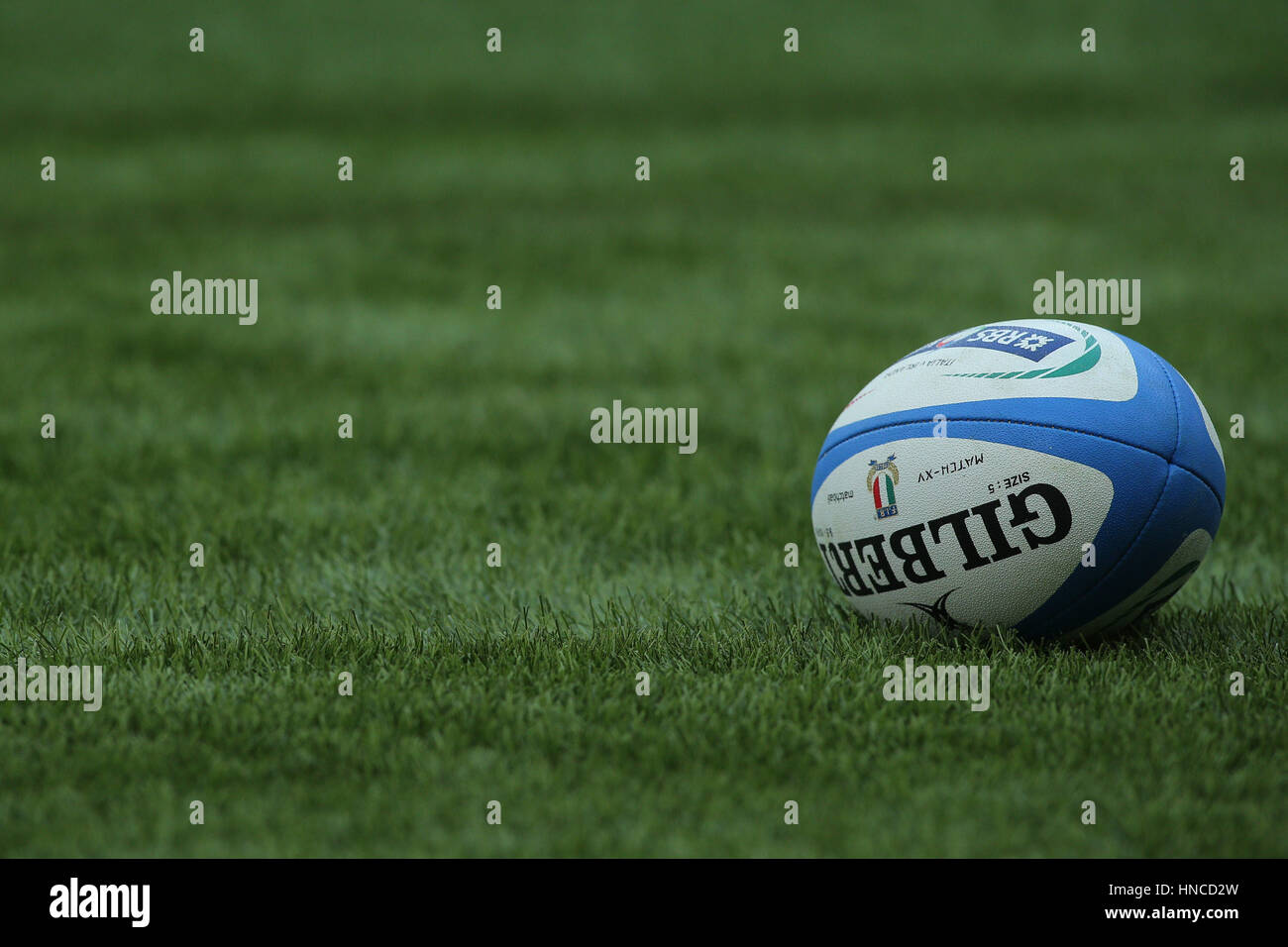 Official six nations rugby ball hi-res stock photography and images - Alamy