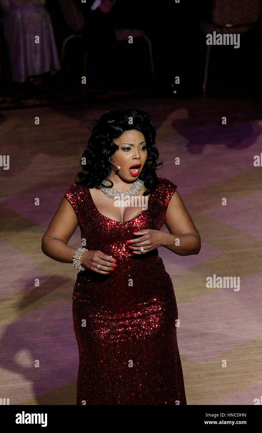 Debutante ball vienna hi-res stock photography and images - Alamy