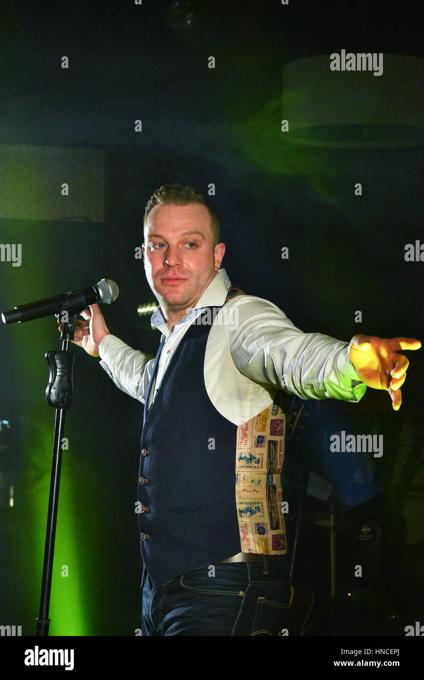 Ritchie remo hi-res stock photography and images - Alamy