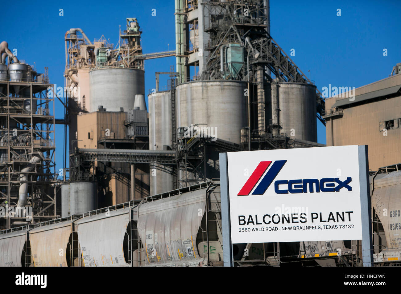 Cemex hi-res stock photography and images - Alamy