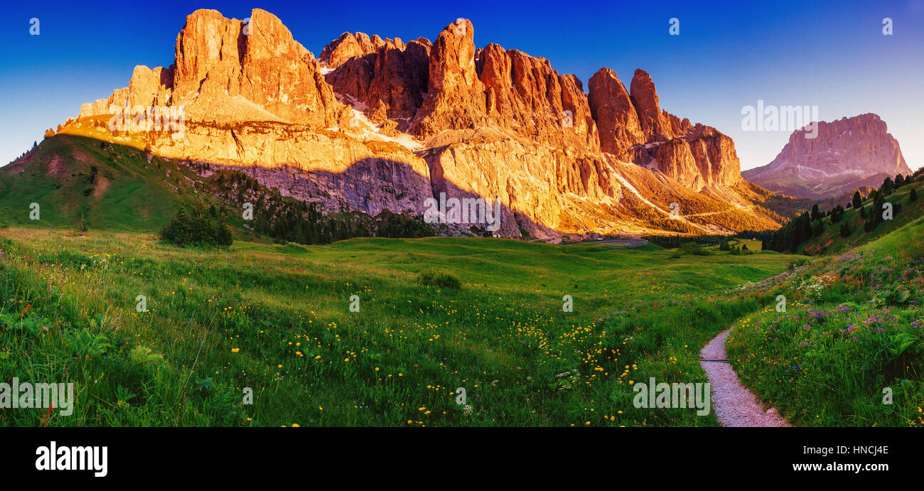 Rocky Mountains at sunset. Dolomite Alps, Italy Stock Photo - Alamy