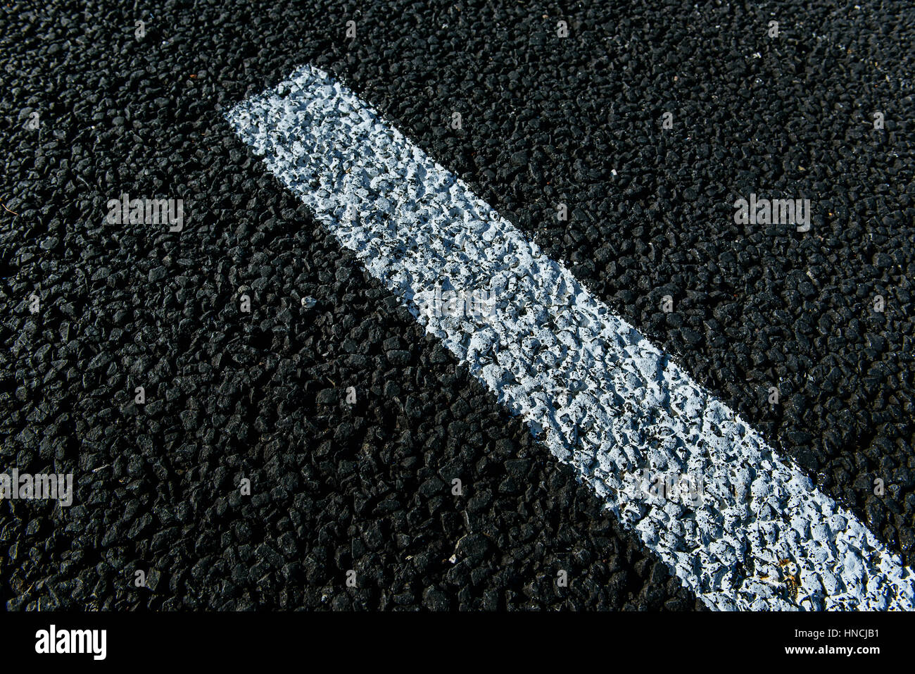 New asphalt texture with white dashed line Stock Photo - Alamy