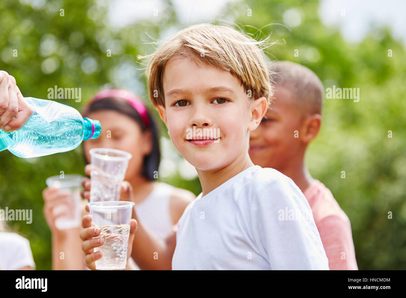Kids refreshment hi-res stock photography and images - Alamy