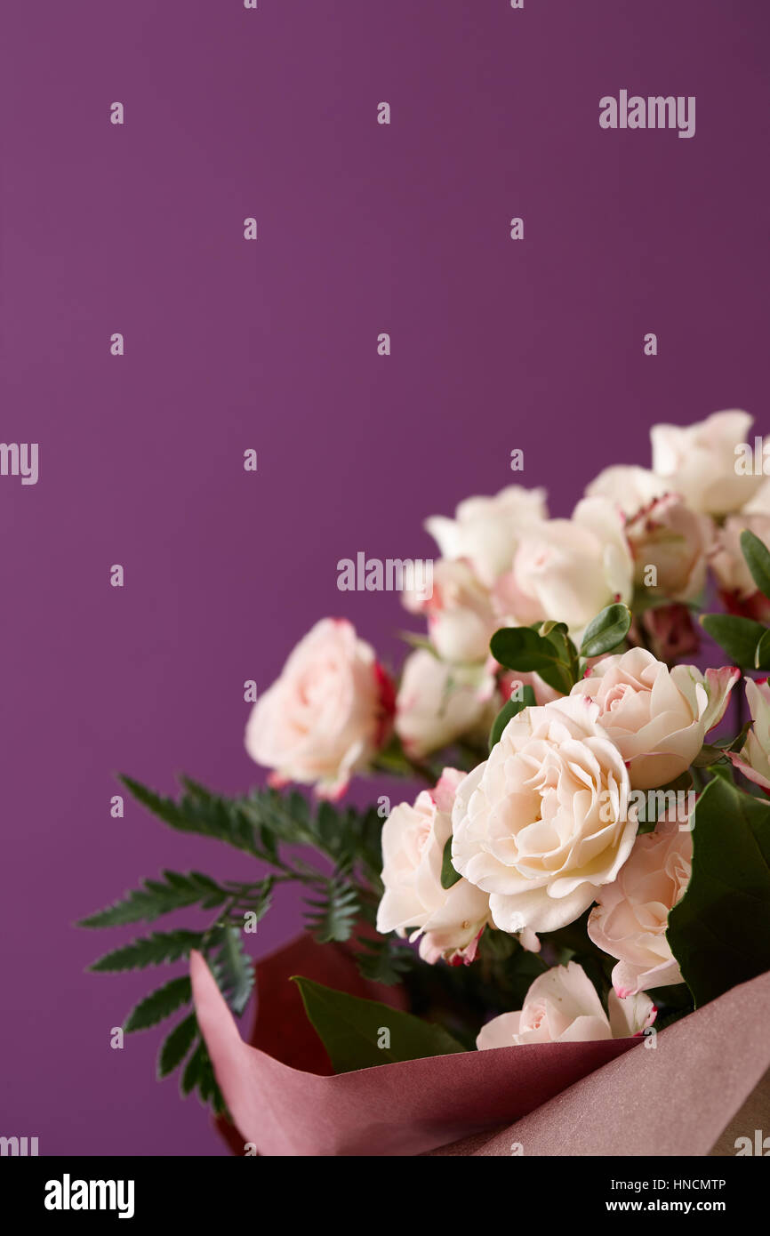 Purple roses bouquet Stock Photo - Alamy