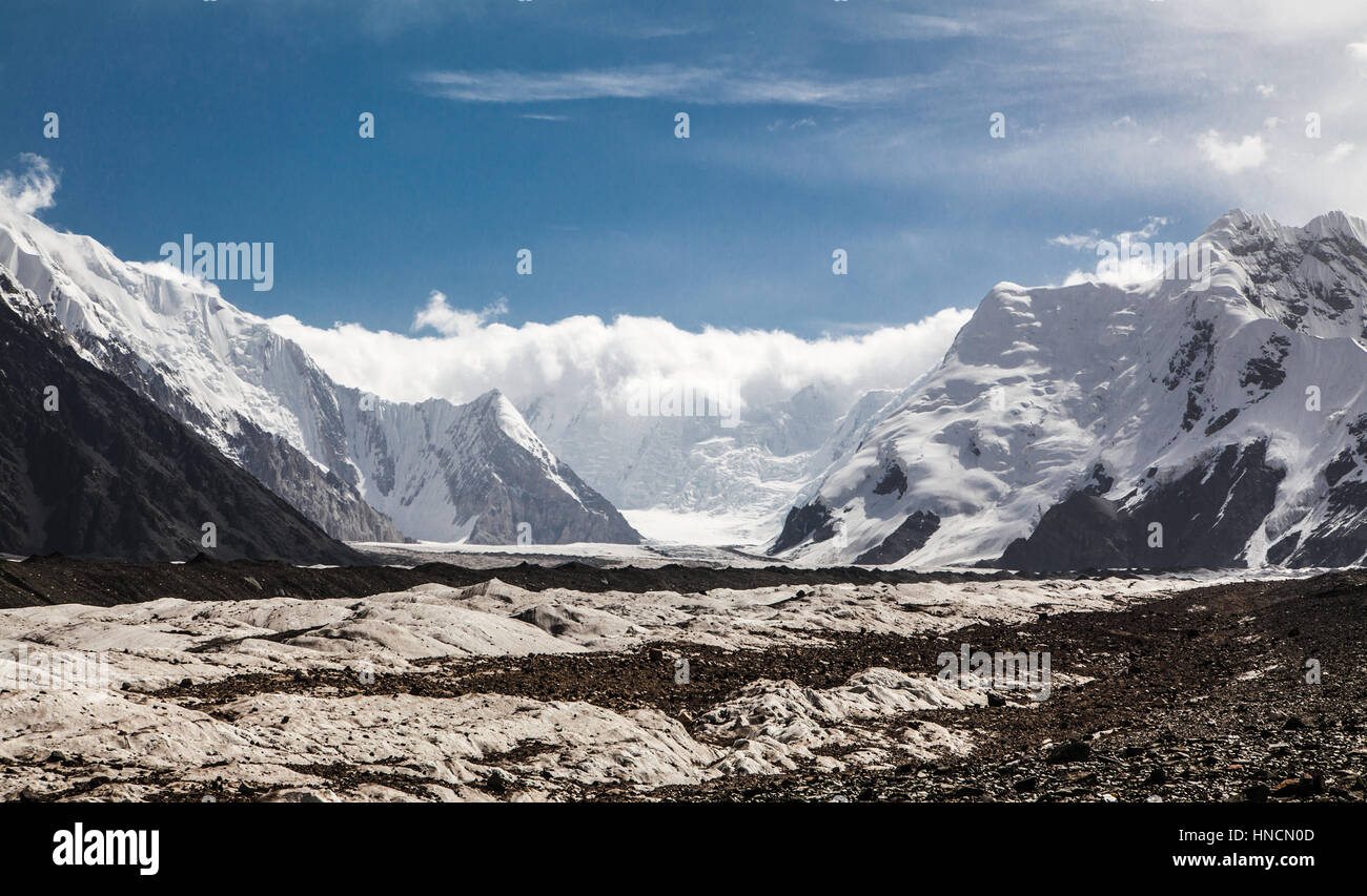 Engilchek glacier hi-res stock photography and images - Alamy
