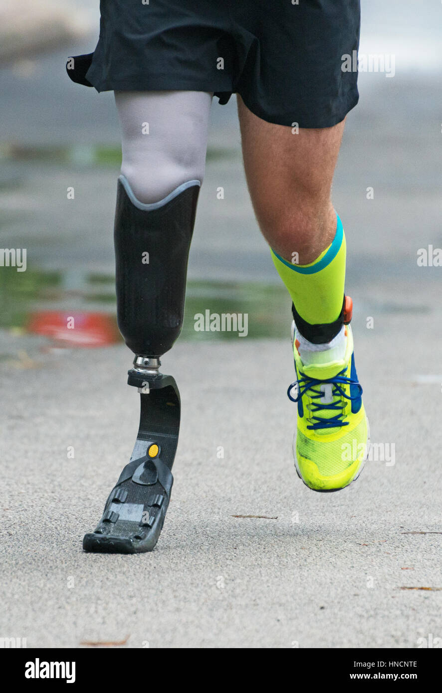 Handicapped runner hi-res stock photography and images - Alamy