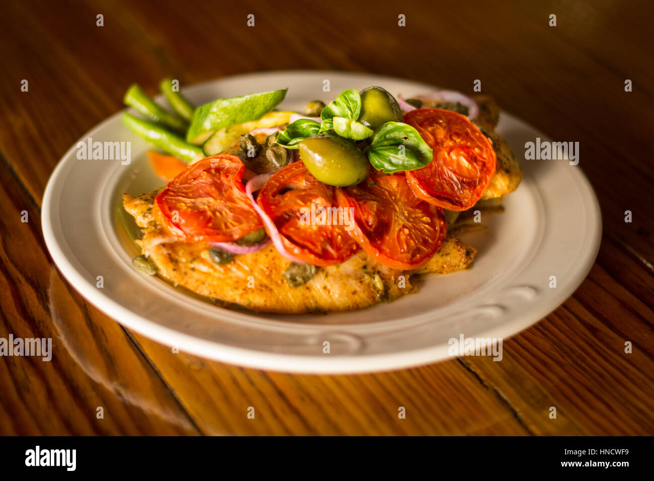 Red snapper plate hi-res stock photography and images - Alamy