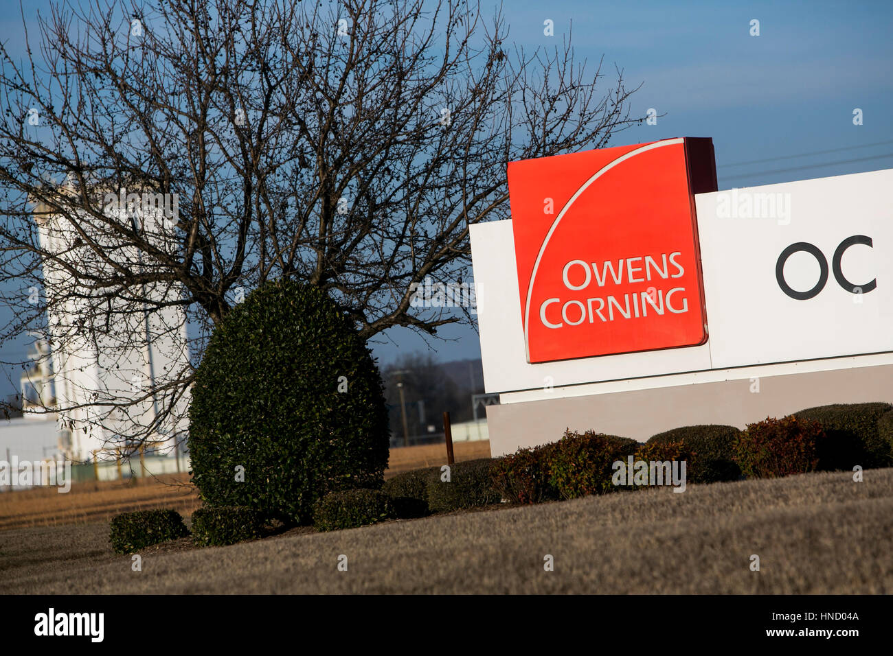Owens corning logo hi-res stock photography and images - Alamy