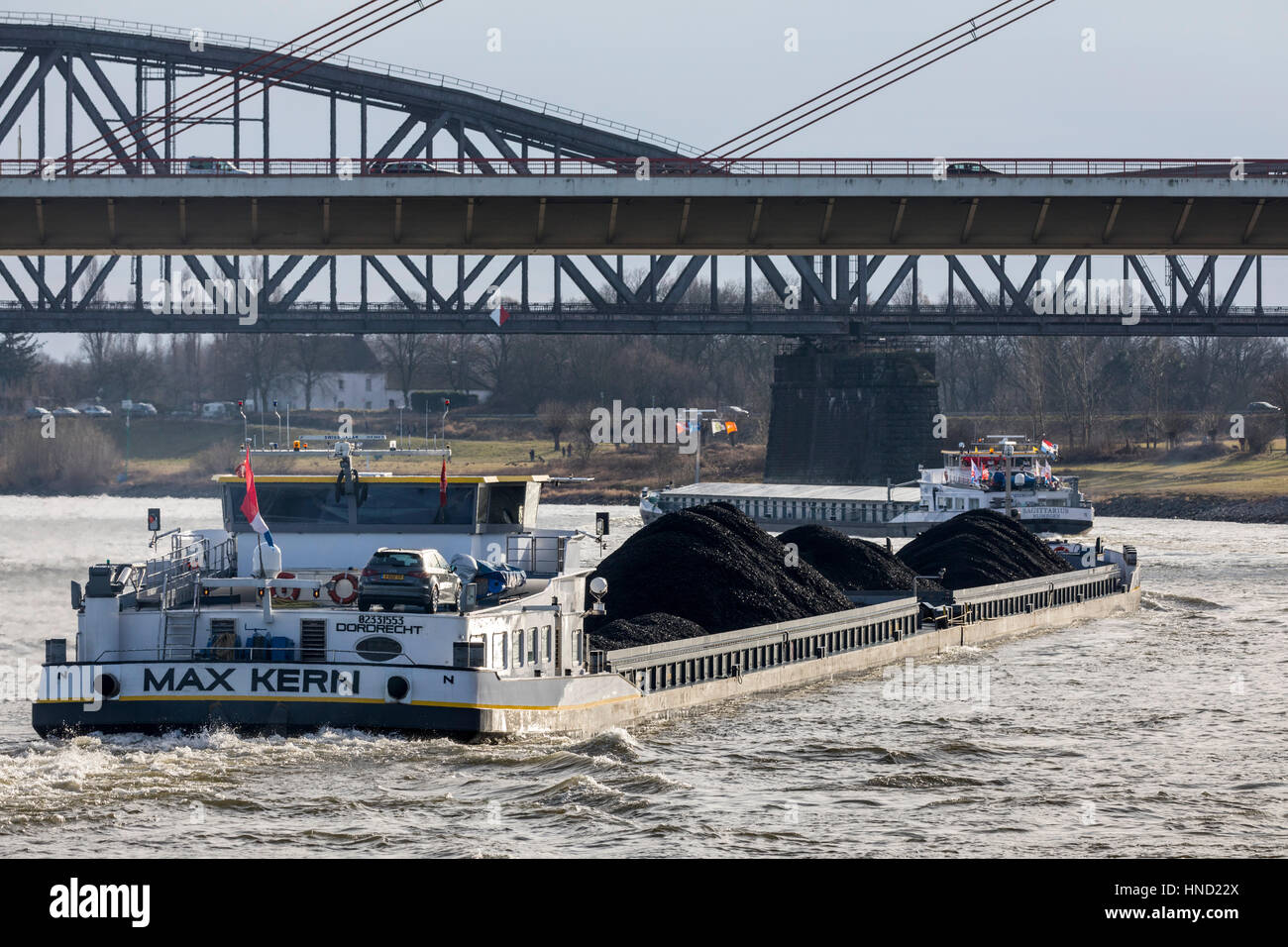 Ship navigation river rhine hi-res stock photography and images - Alamy