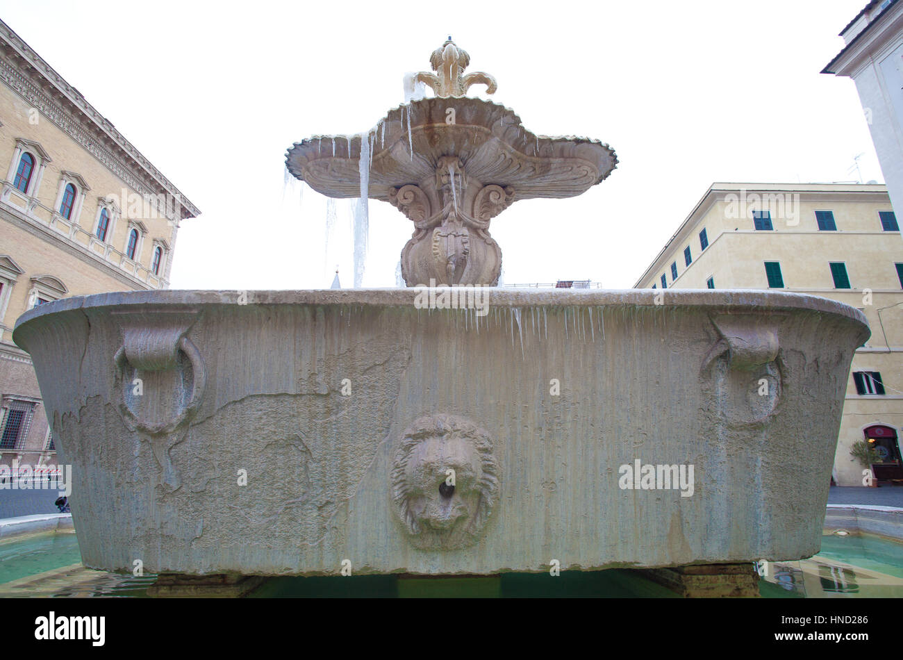 Twin Fountains with cicicle in piazza Farnese, rome Stock Photo - Alamy