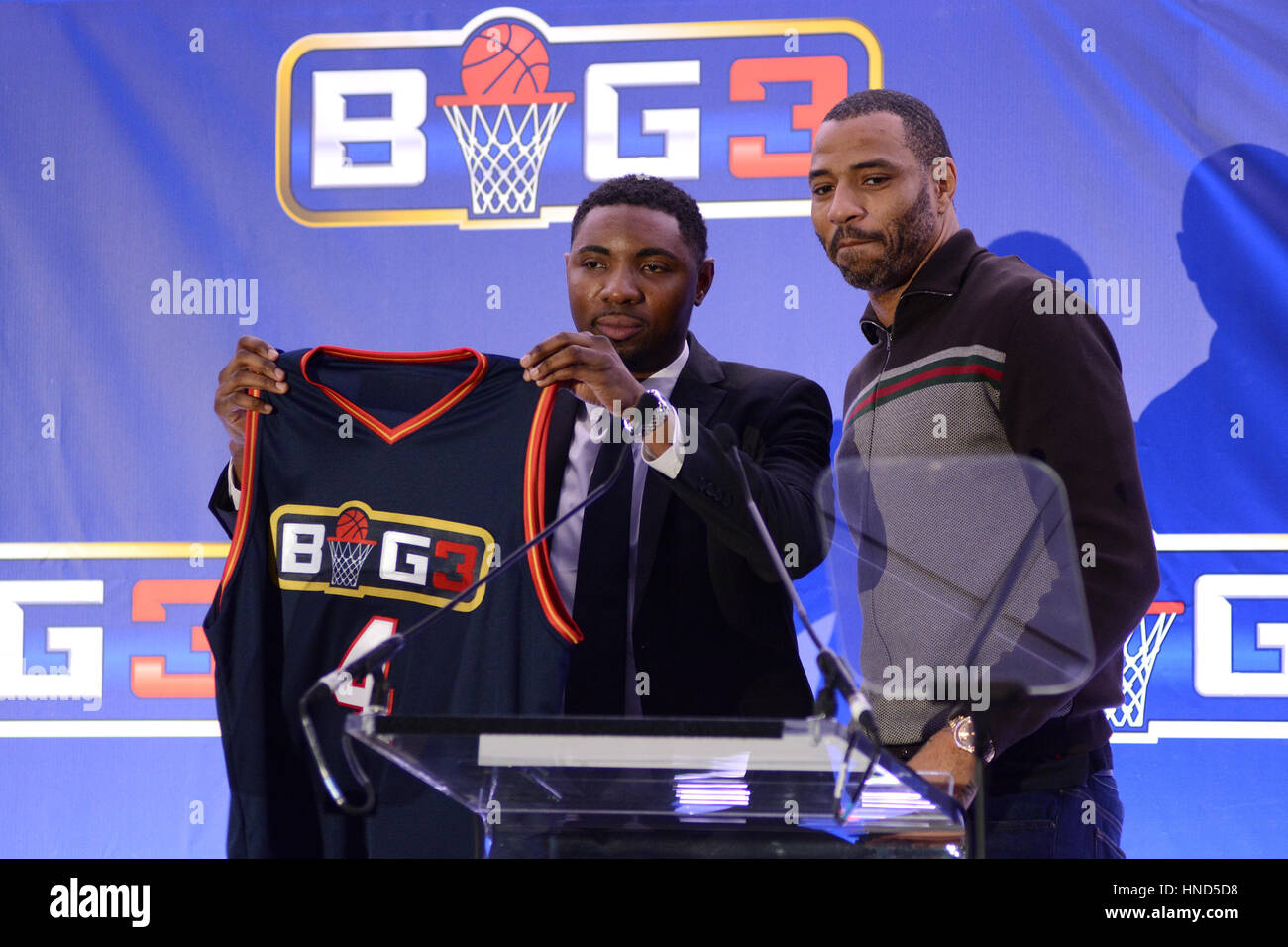 Roger kenyon hi-res stock photography and images - Alamy