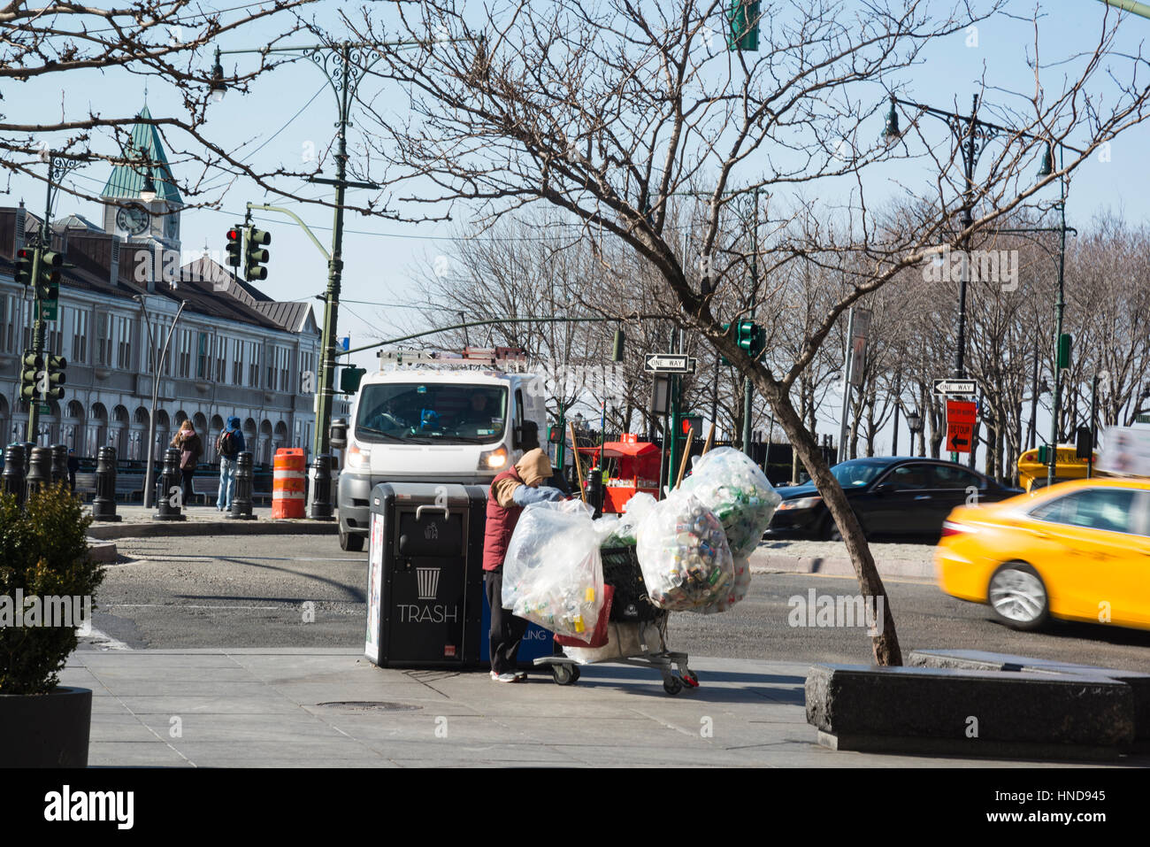 Homeless Hoarder in new york Stock Photo - Alamy