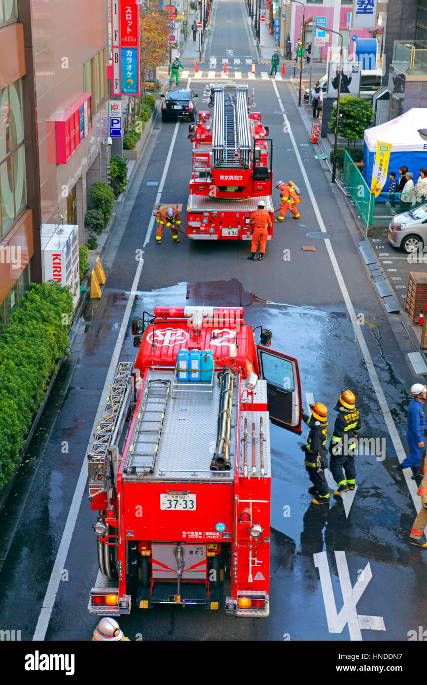 Japanese fire truck hi-res stock photography and images - Alamy