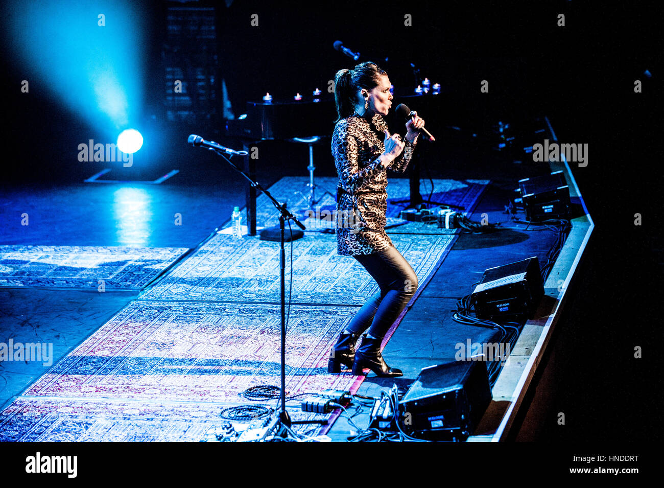Beth hart show hi-res stock photography and images - Alamy