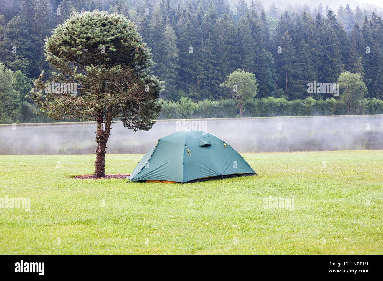 Grass area near lake park hi-res stock photography and images - Alamy