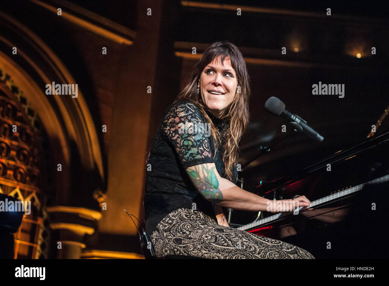 Beth Hart live in London Stock Photo - Alamy