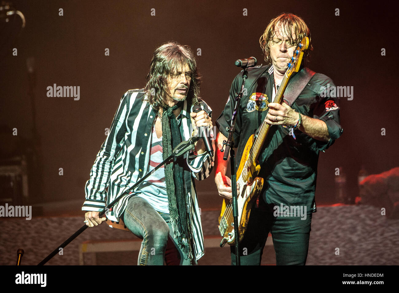 Foreigner Live in London Stock Photo - Alamy