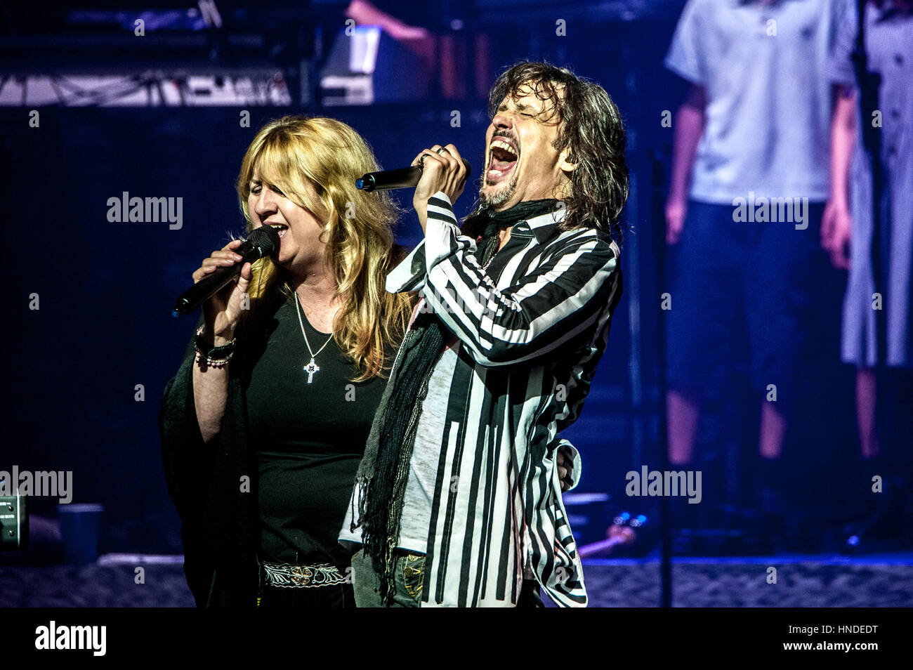 Foreigner in concert london hi-res stock photography and images - Alamy