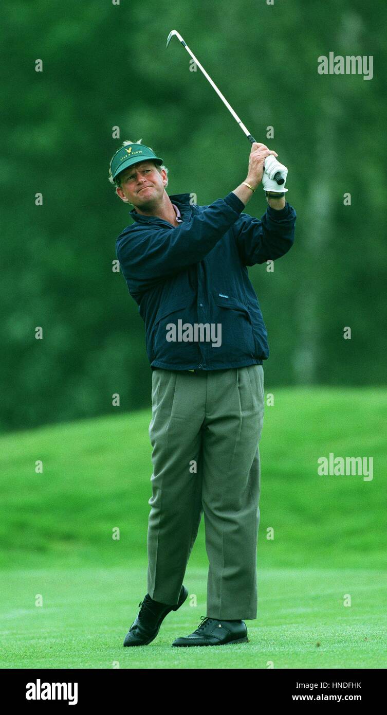 SANDY LYLE SCOTLAND 05 June 1995 Stock Photo - Alamy