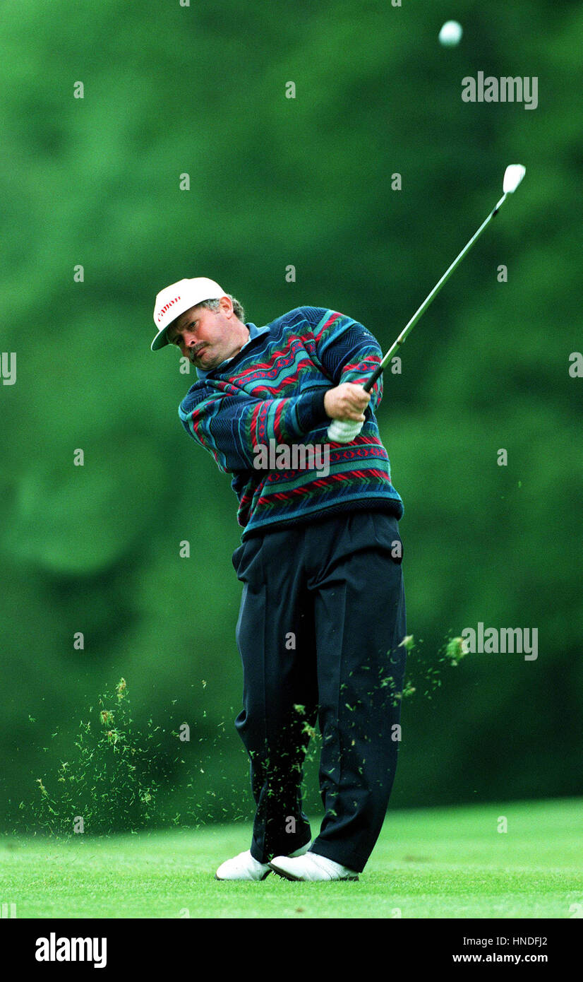 PETER SENIOR AUSTRALIA 05 June 1995 Stock Photo - Alamy