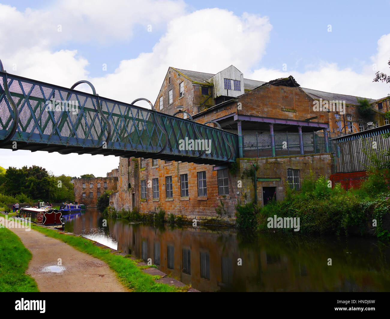 Canal Boats and the industrial urban landscape of Burnley at the 200 ...