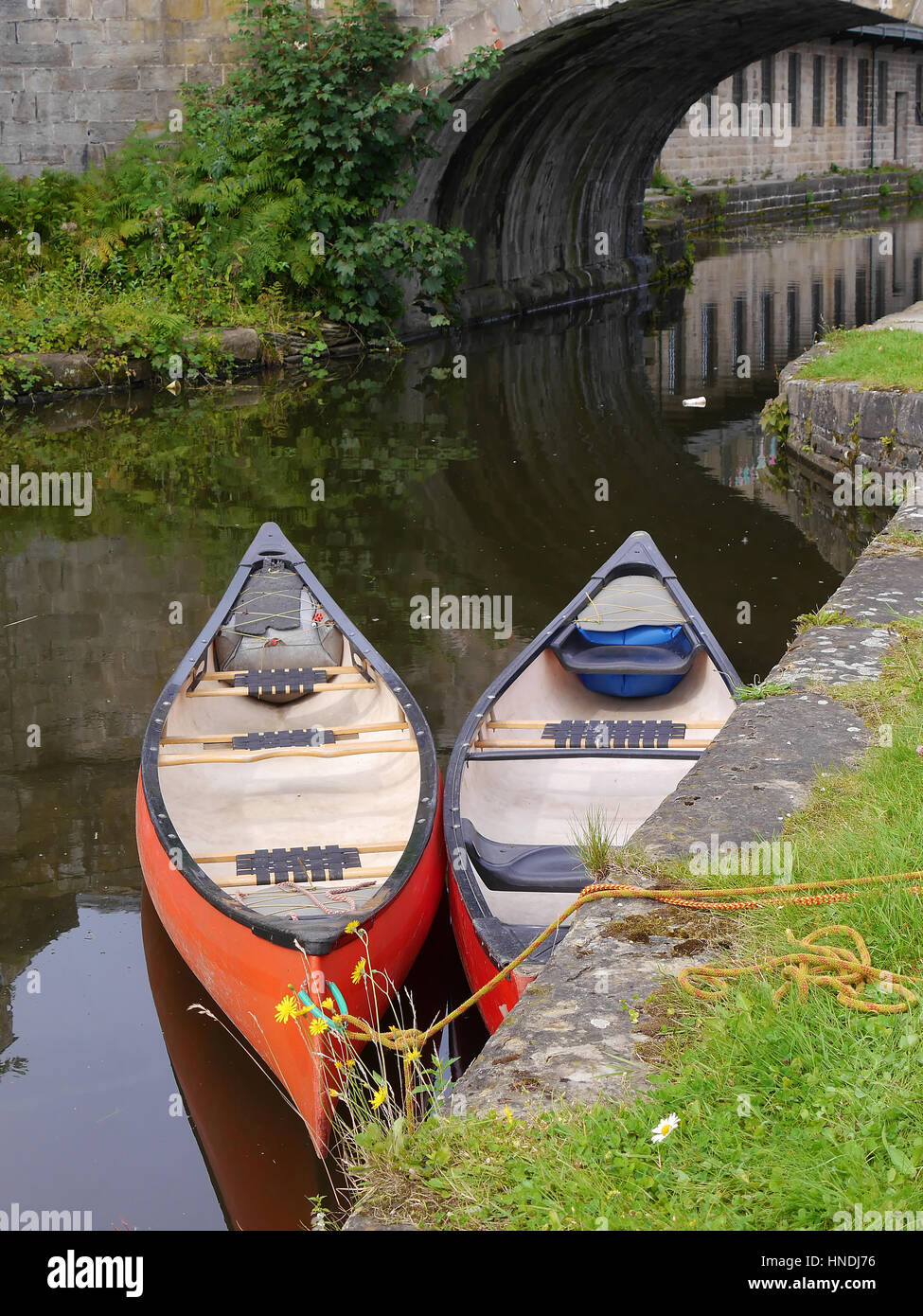 Canal Boats and the industrial urban landscape of Burnley at the 200 ...