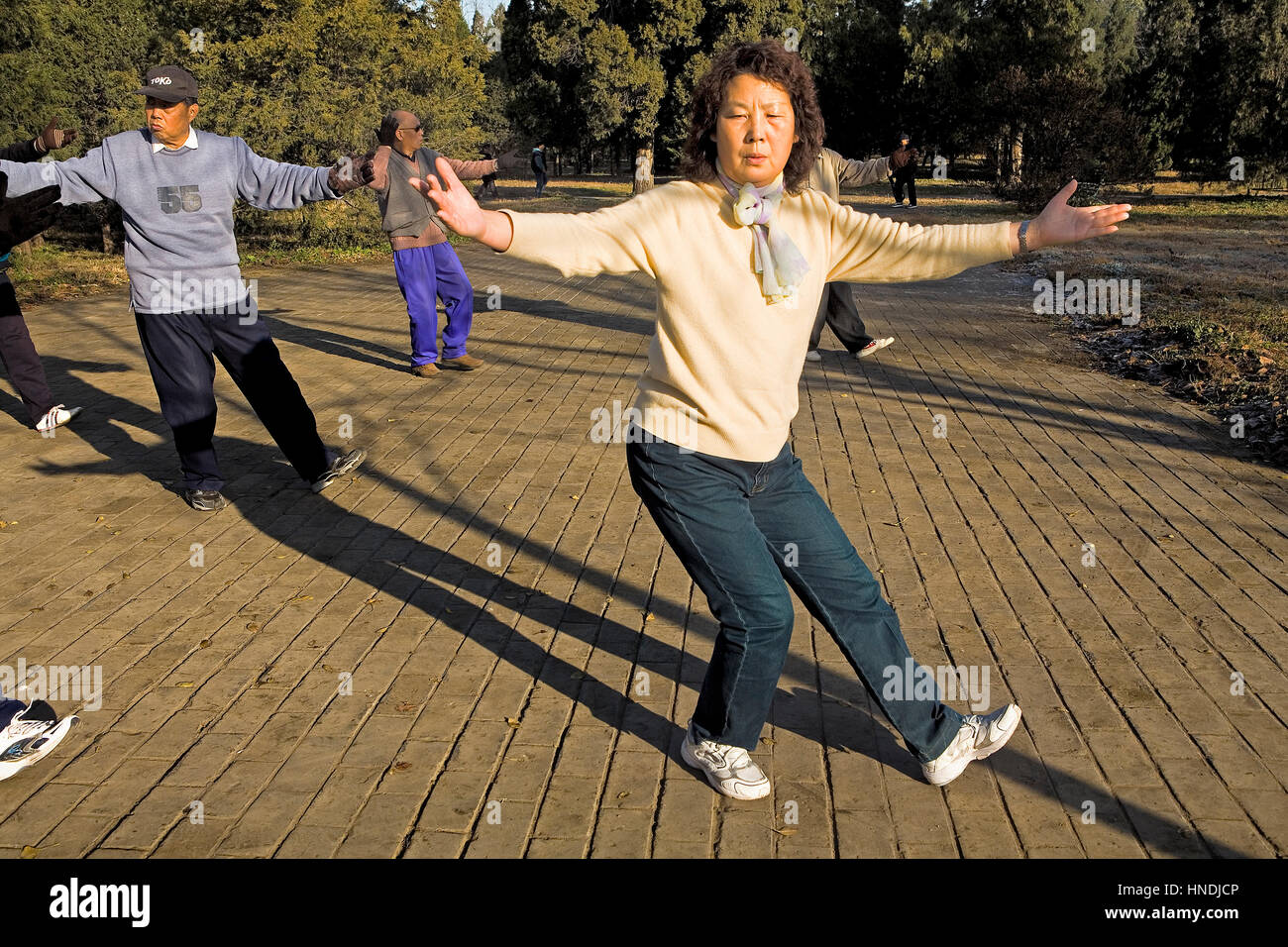 Temple of heaven beijing exercise hi-res stock photography and images ...